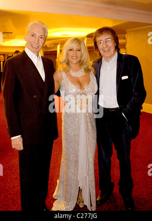Sam Fox bei einem Bunbury-Cricket-Dinner im Grosvenor Hotel mit Partner ...