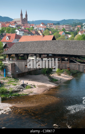 Historische Holzbrücke Forbach, Murgtal, Schwarzwald, Baden-Württemberg ...