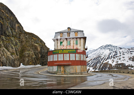 furka Pass, Hotel gletscher Restaurant belvedere, Oldtimer Rennwagen ...