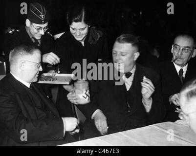 Nazi-Deutschland: Industrie und Wirtschaft, 1933-1945 Stockfotografie ...