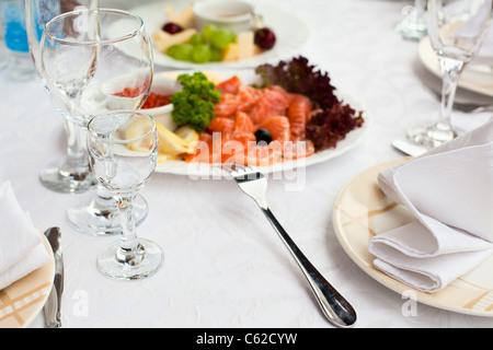 Russisches Restaurant. Detail von einem ausgefallenen Tisch für ...