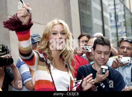 Joss Stone bei Abfahrten für NBC heute zeigen Konzertreihe mit JOSS ...