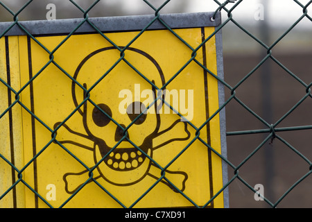 Warnung! Gefahr durch Gift Zeichen Vektor Abbildung - Bild: 160691171 ...