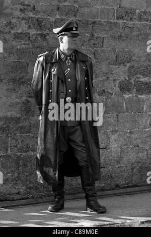Wehrmacht Uniformen und Abzeichen Stockfoto, Bild: 129576697 - Alamy