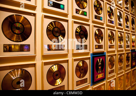 Zeigen Sie Wand voller Gold und Platin-Platten in die Country Music ...