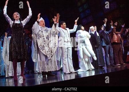 Chester Gregory, Raven-Symone, Carolee Carmello in Anwesenheit für ...