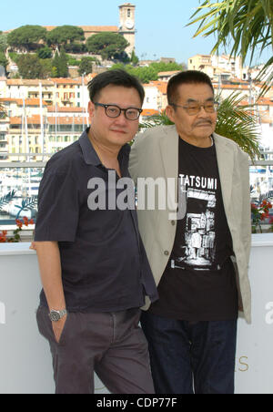 (L - R) Regisseur Eric Khoo und Zeichner und Schriftsteller Yoshihiro ...