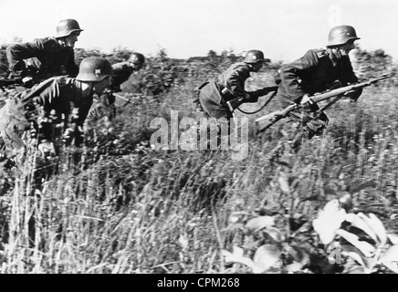 Spanische Soldaten aus der "Blauen Division" an der Ostfront, 1943 Stockfotografie - Alamy