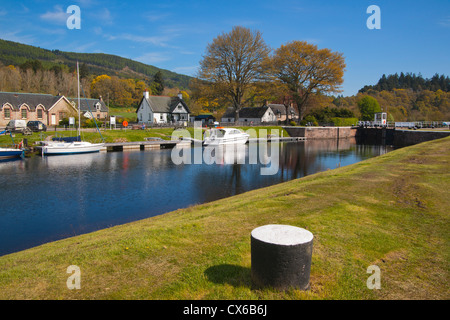 Dochgarroch Lock, Caledonian Canal, Inverness, Highland Region ...