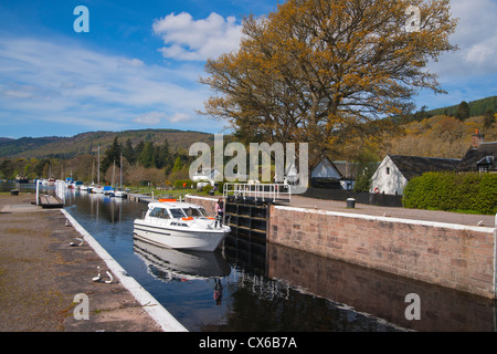 Dochgarroch Lock, Caledonian Canal, Inverness, Highland Region ...