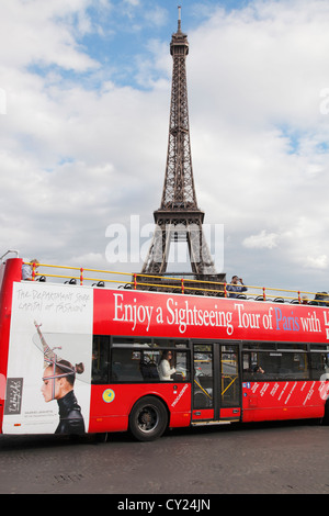 Frankreich, paris 7e, Bus de tourisme, Autobus a imperiale, les cars ...