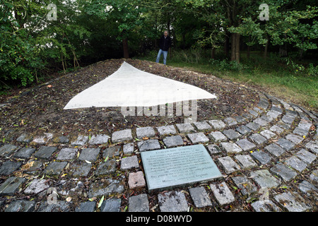 Das 1972 Denkmal, in der Form einer Concorde der erfolgreichen Kampagne ...