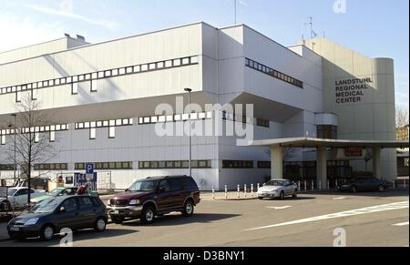 (Dpa) - ein Blick auf den ER Eingang des US-Hospitals in Landstuhl ...