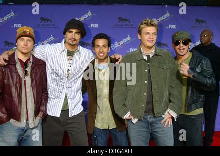 (Dpa) - US Boy band B3, bestehend aus John (L-R), Tim und Blair ...