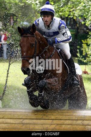 Während der Eddie Mapp Memorial Open Hunters' Chase auf der Ludlow ...