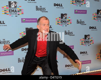 Britische TV-Moderatorin Ray Cokes kommt für die MTV Europe Music ...