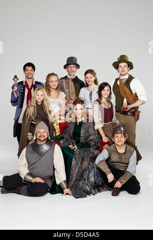 Meira Durand, Luise von Finckh, Katja Flint, Llewellyn Reichman und ...