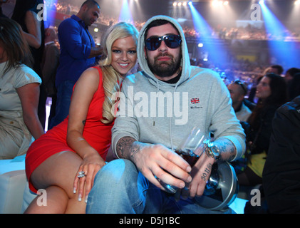 Sido, Freundin Doreen beim Comet Award in der König-Pilsener Arena ...