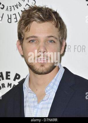 LOS ANGELES - 10. MAI: Max Matenko, Sophia Kopera bei der Premiere der ...