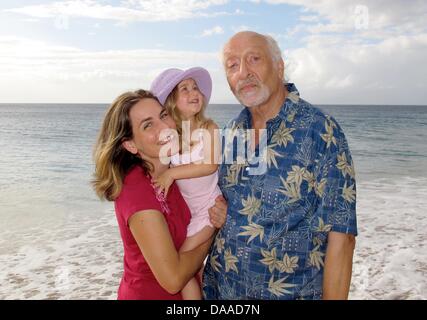 Jovan und Janina Nenadic, Karl Dall, Pelle Pettker und Sabine Kaack auf ...