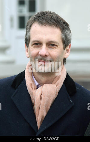 Leiter der Documenta 12, Roger Buergel (R) und Kuratorin Ruth Noack ...