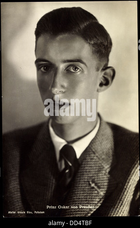 AK Prinz Oscar von Preußen, Liersch 4521, Uniform, Schirmmütze Stockfotografie - Alamy