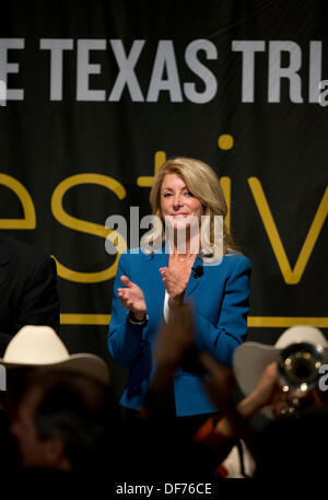 TX Zustand Senator Wendy Davis, Gouverneur von Texas, Gespräche Kampf ...