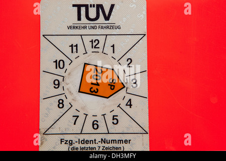 TÜV oder Fahrzeug Inspektion Aufkleber und Sticker Niedersachsen auf ...
