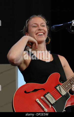 31. Mai 2006; Portsmouth, VA, USA; Sängerin und Songwriterin JEWEL ...