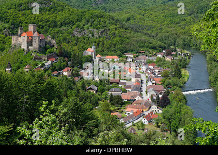 Hardegg: Schloss Hardegg, Thaya, Hardegg Stadt, Thaya Fluss ...
