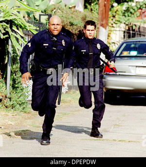 18. Januar 2006 - K46440ES.'' SWAT ''. TV-FILM-STILLS. VON FOTOS, INC ...