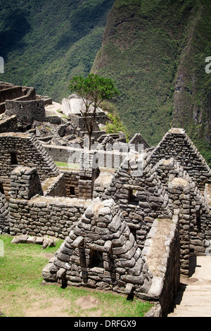 Machu Picchu, Peru - Häuser und Ruinen von Inca Empire City, in der ...