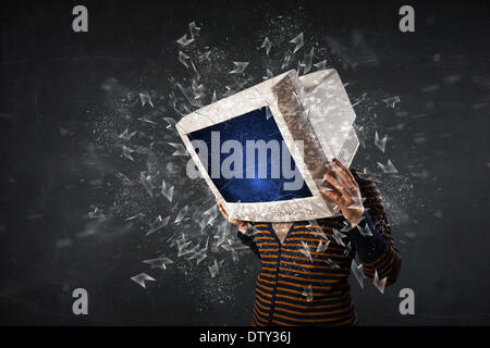 Frau mit bunten Kopf explodiert Stockfotografie - Alamy
