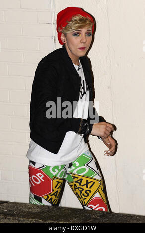 Charlotte Rundle MK1 Promis verlassen Fountain Studios London, England ...