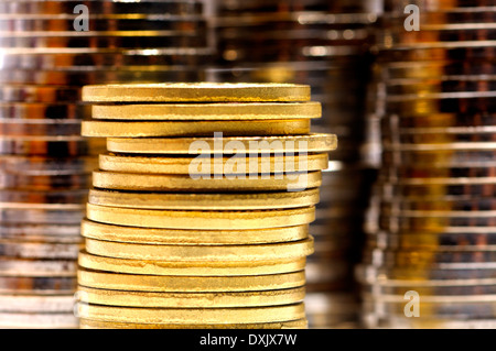 Haufen von Münzen Stockfoto, Bild: 93076881 - Alamy