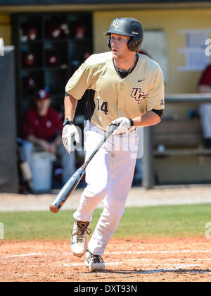 30. März 2014 - Orlando, FL, USA: UCF Krug, wie Zach Rodgers (39 ...