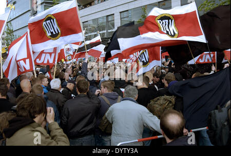 Berlin, Deutschland, NPD-demonstration Stockfotografie - Alamy