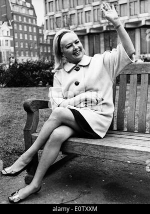 Betty Grable. Elizabeth Ruth Grable war eine amerikanische ...