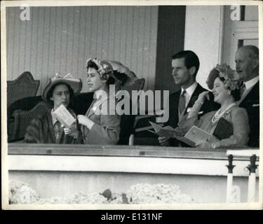 26. Februar 2012 - Group Captain Peter Townsend zu heiraten seiner ...