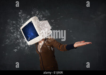 Frau mit bunten Kopf explodiert Stockfotografie - Alamy