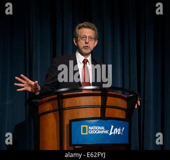 Jim Green, Direktor der Planetary Science Division der NASA, spricht ...