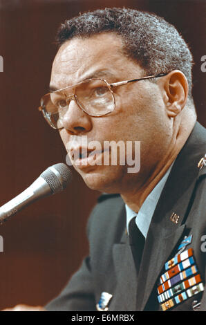 Us-Armee General Colin Powell (links), Vorsitzender des Generalstabs ...