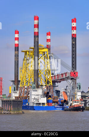 Jacke-Komponenten von Offshore-Windkraftanlagen auf spezialisierte ...