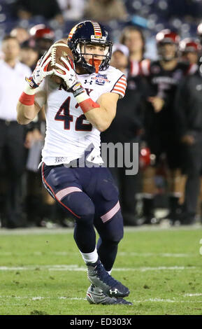 San Diego, CA. 23. Dezember 2015. Broncos quarterback (4) Brett Rypien ...