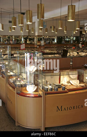 Spanien Insel Mallorca Manacor Majorica Perlen Perlenfabrik Schmuck ...