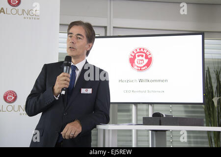 Steffie Graf Förderung der Welt Firma erste Tealounge System durch ...