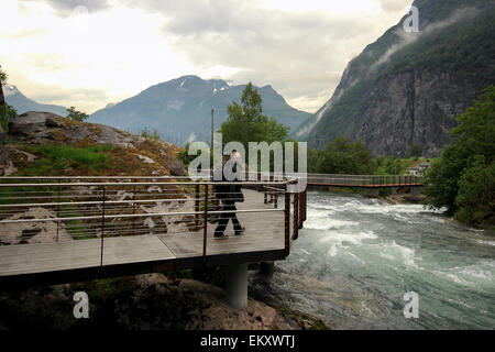 Blick auf die Flydal Schlucht, Geiranger, Norwegen, Skandinavien ...