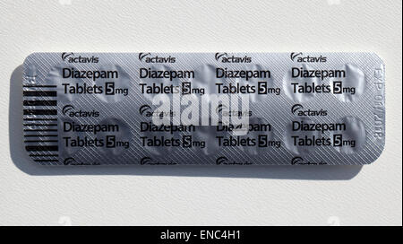 Blister-Packung mit 5mg Valium oder Diazepam-Tabletten von Actavis ...