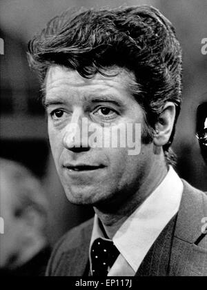 Der Niederländische Entertainer Und Schauspieler Rudi Carrell Mit ...