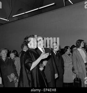 Ida Chagall Bei der Eröffnung der Ausstellung Mit Werken des Malers ...
